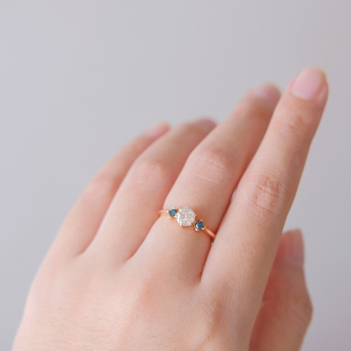 Rustic Diamond Ring – Little White Pouch